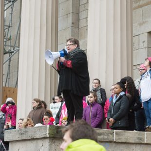 Photos: Iowa City Women's March draws a crowd nearly 1,000 strong ...