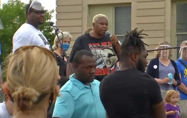 Protest organizers in Iowa City name themselves the Iowa Freedom Riders ...