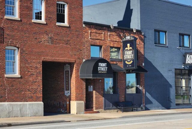 LV Recommends: Front Street Pub & Eatery builds on rich (and delicious ...