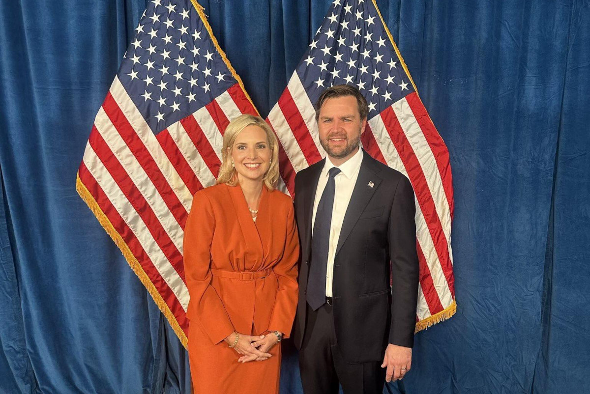 Ashley Hinson blames Renee Good for being shot and killed by ICE agent ...